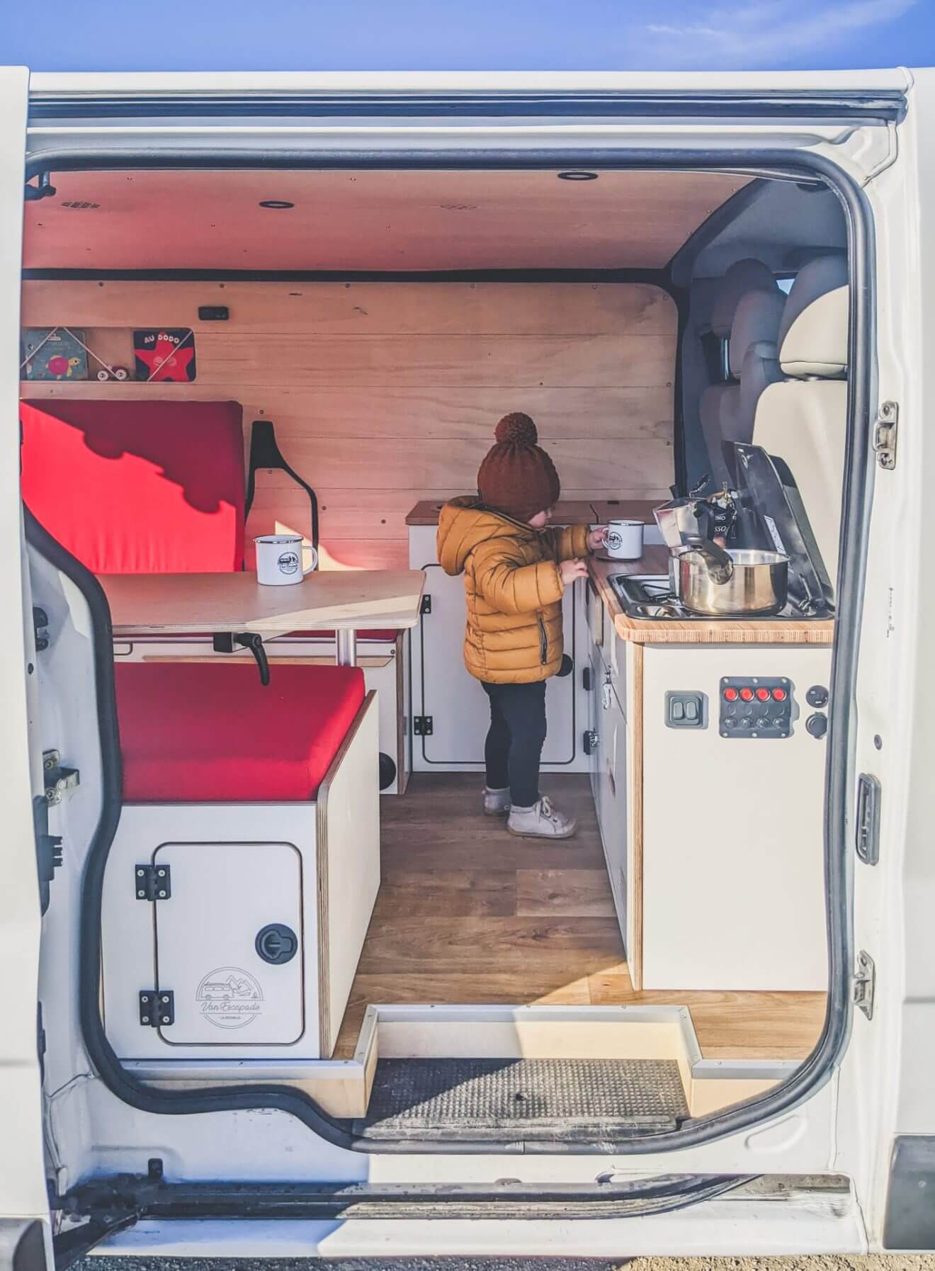 Nouveaux vans à louer chez Van Escapade à La Rochelle : découvrez nos ...